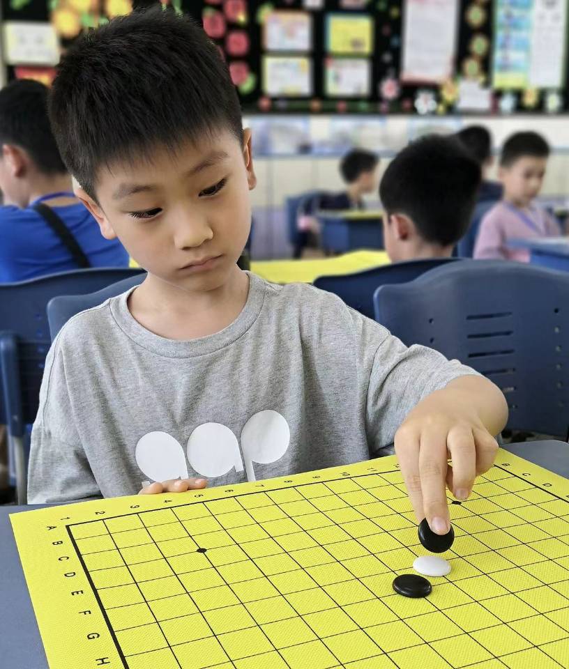 Lvchi Feng - Vint.ee